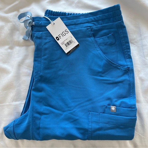 Figs | Pants & Jumpsuits | Nwt Figs Og Yola Scrub Pants Capri Blue ...